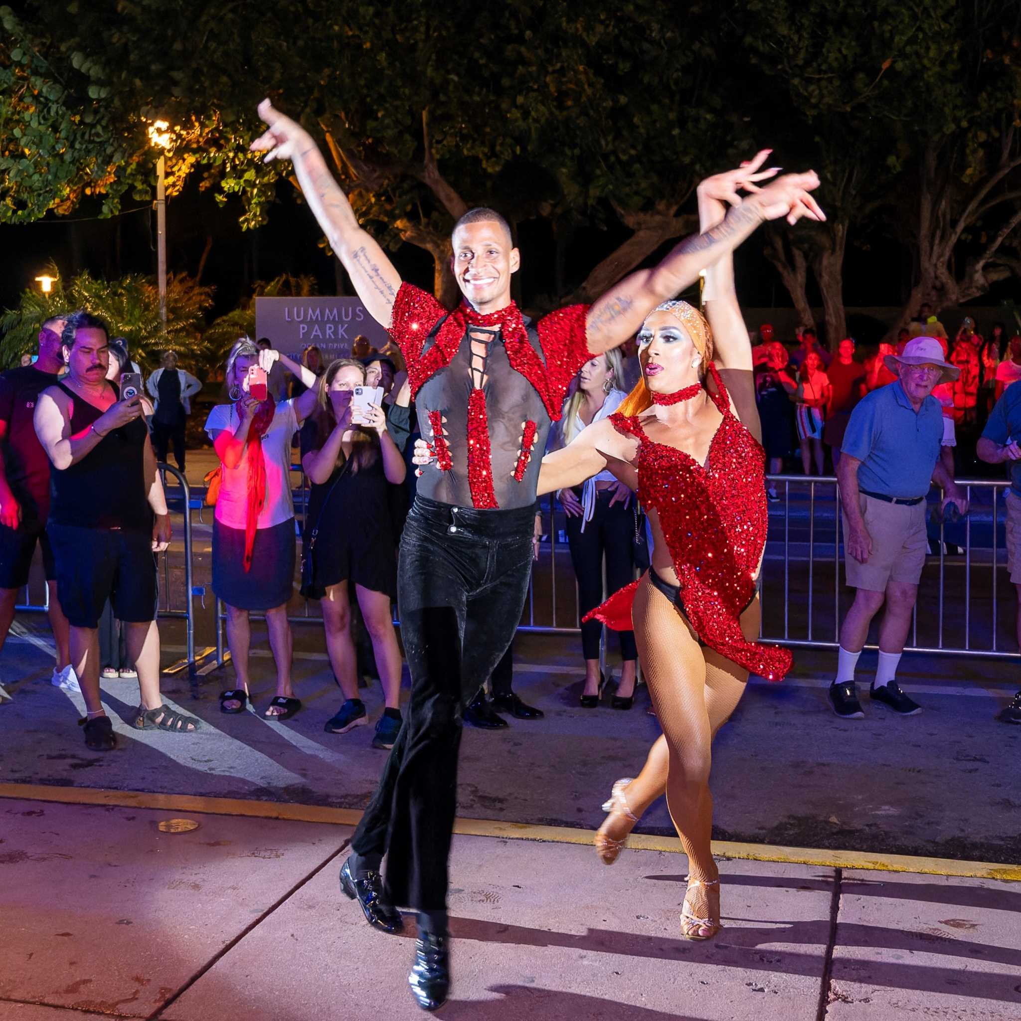 Nightly Drag Shows - Palace Bar & Restaurant, Miami Beach FL